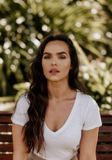 Kayla, 30 Years old – Extra from Cape Town